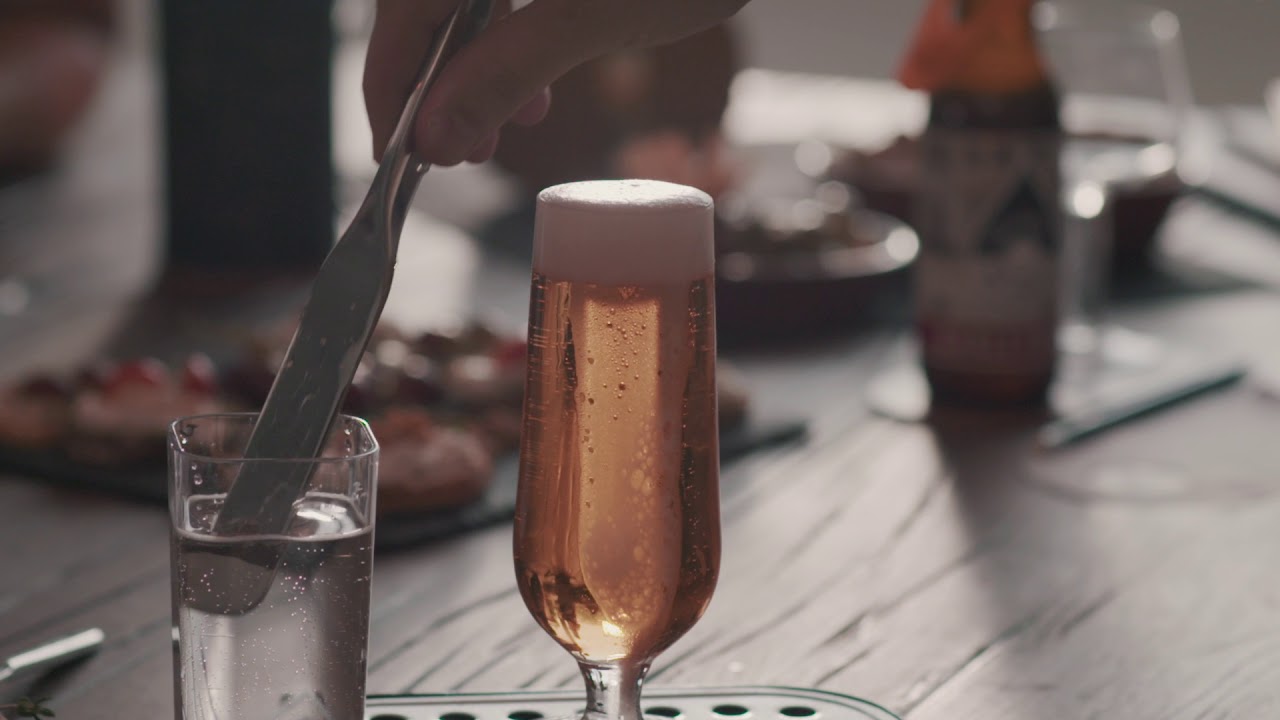 Bartender Beer Blade - YouTube