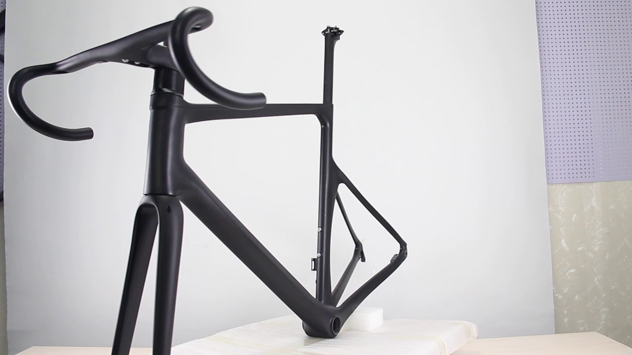 Lightcarbon New Aero Carbon Road Disc Brake Frame - YouTube