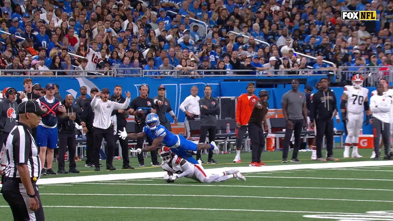 D.J. Reed diving interception - YouTube