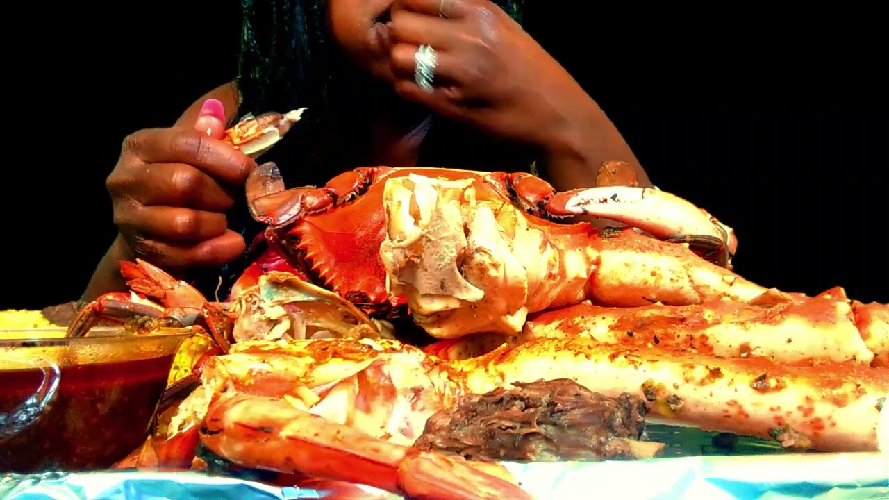 Massive End if Summer Seafood Boil MuKBang! + Huge Colossal King Crabs ...