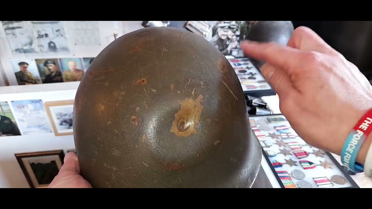 WEST GERMAN BUNDESWEHR M62 & M60 HELMETS - YouTube