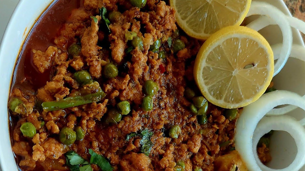 Zaiqadar Aloo keema/Qeema Recipe| Lunch Recipe in Urdu| Mazedar Qeema ...