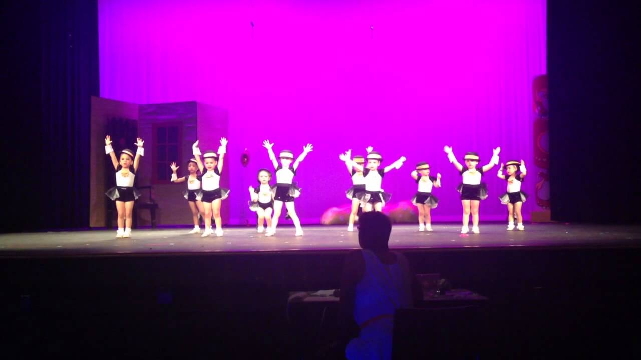 "Skunk in your trunk" dance recital 2014 - YouTube