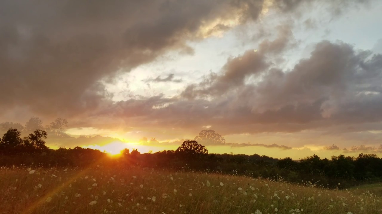 A Fun Walk and a Pretty Sunset - YouTube