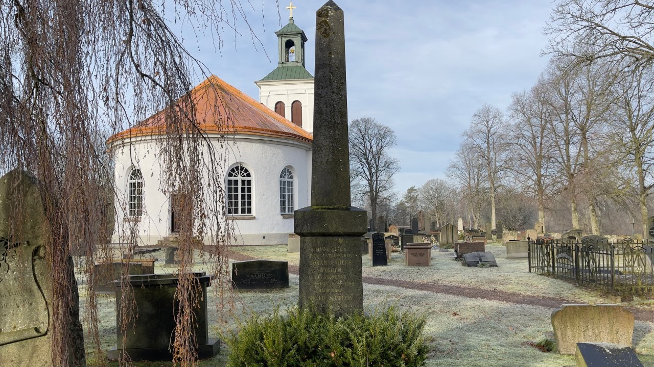 Vessige kyrkogård - Johan Anders Nygren - YouTube