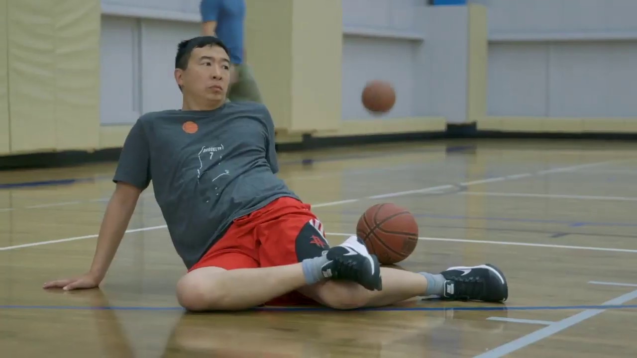 Andrew Yang Playing Basketball - YouTube