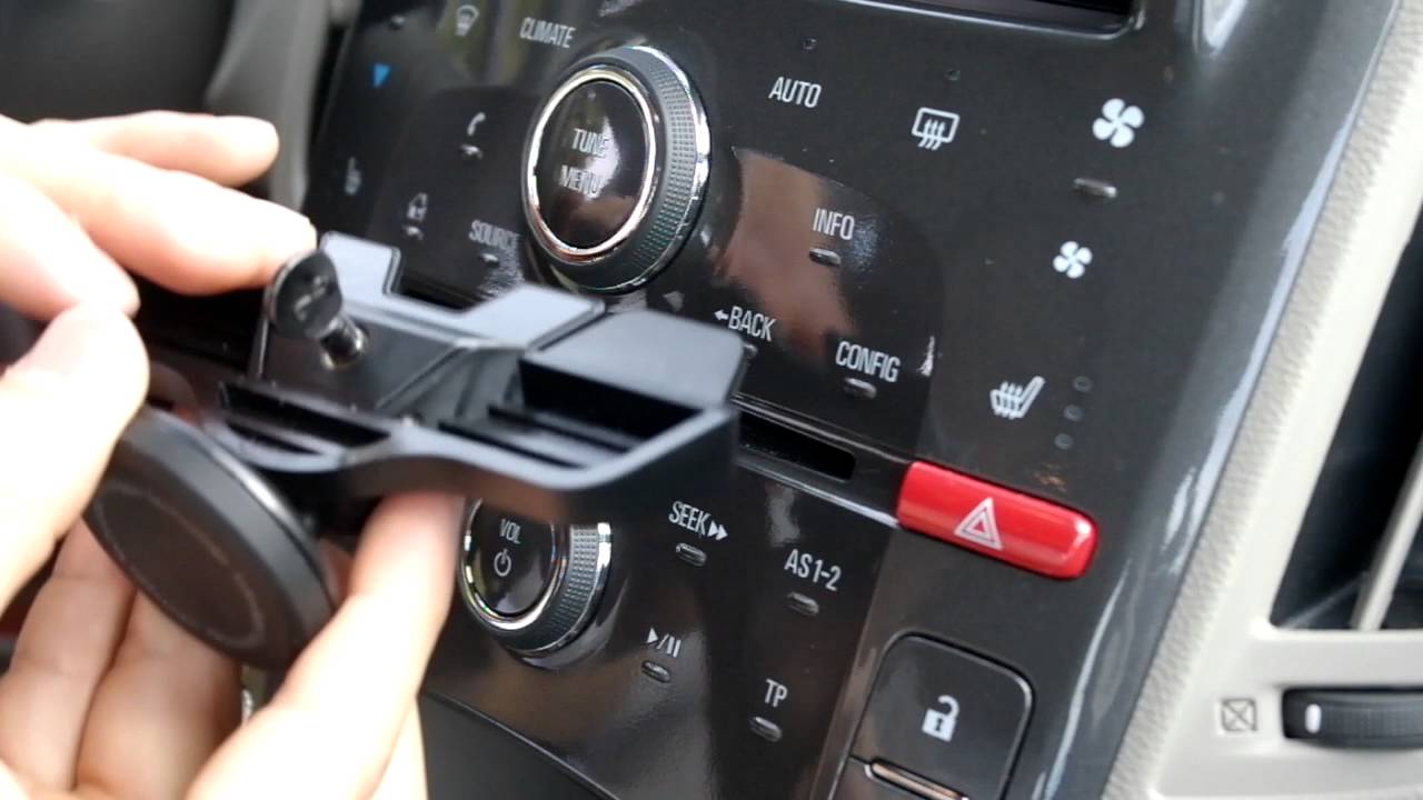 CD Slot Mount Install Tip - YouTube