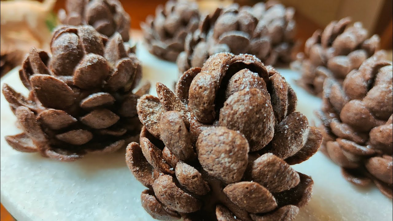 Chocolate Pine Cone |Just 3 Ingredients | Quick and Easy !🎄 - YouTube