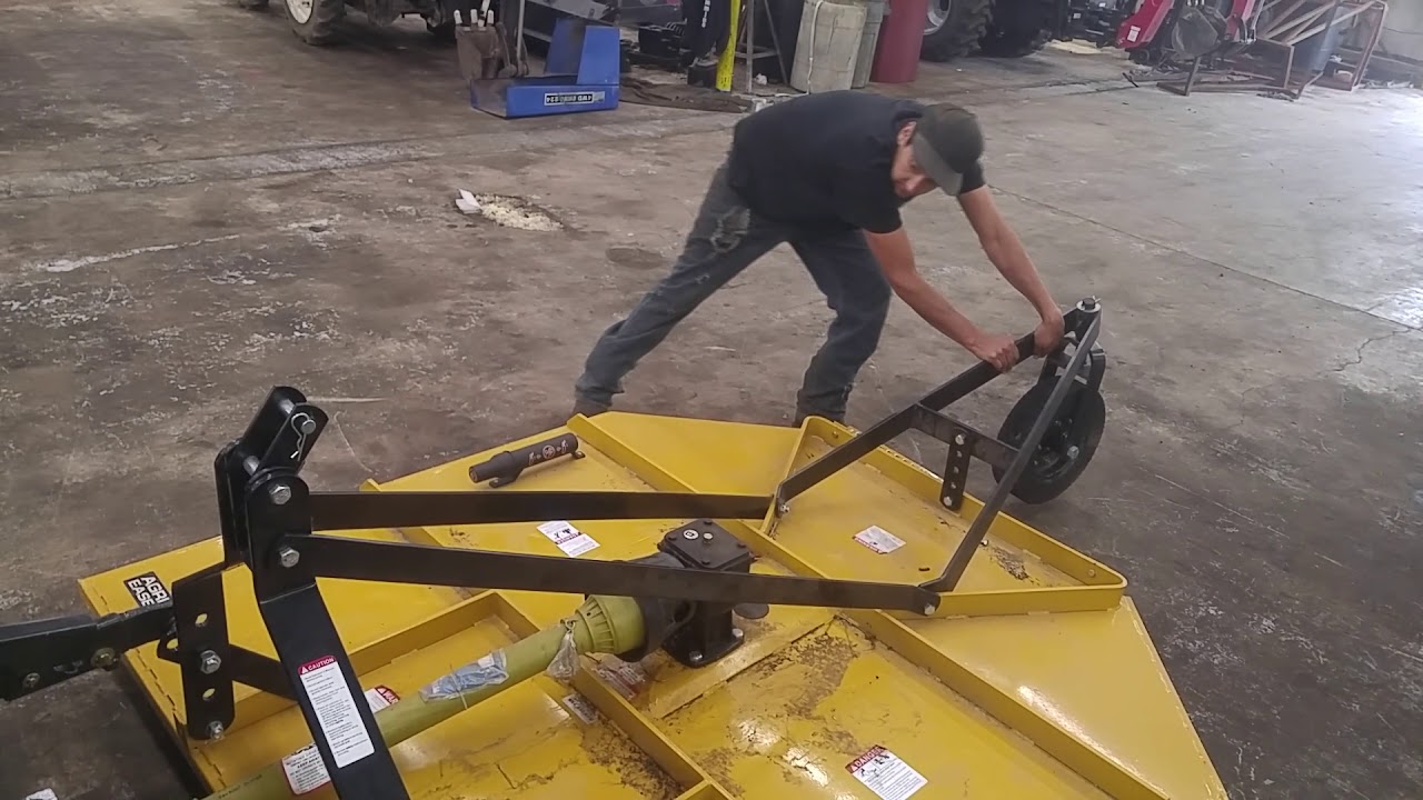 How To Install a 3-Point Mower - YouTube
