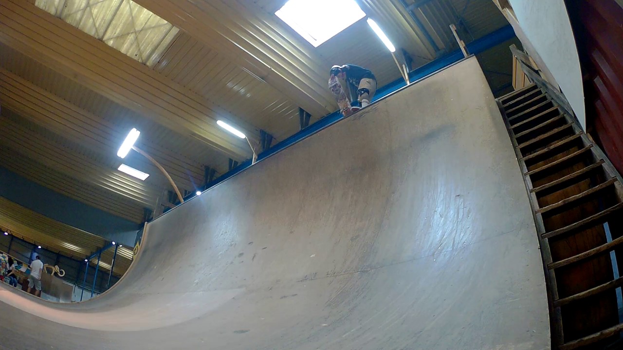 อยาก Drop in vert ramp แต่มันโครตเสียวหัวใจสั่นแรงมากๆ - YouTube