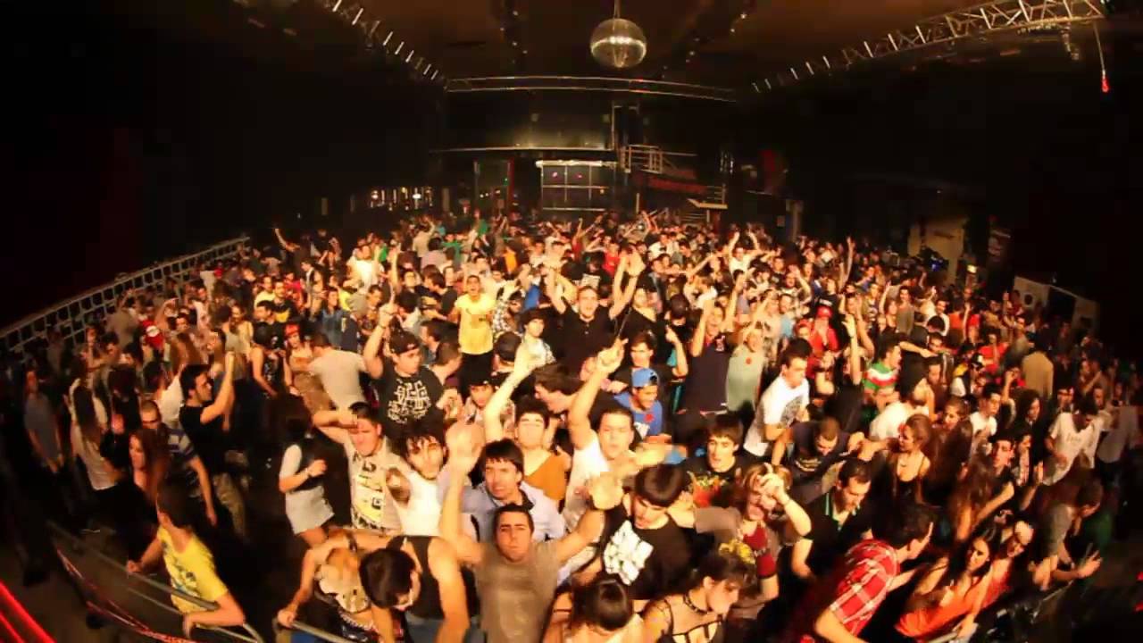 Noviembre en FEVER Club Bilbao. // R&D Films. - YouTube