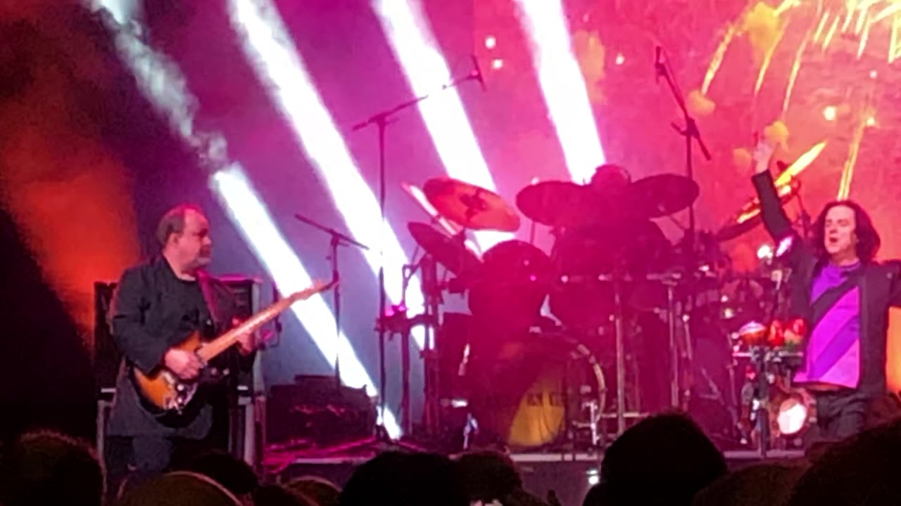 Marillion Live Berlin - YouTube