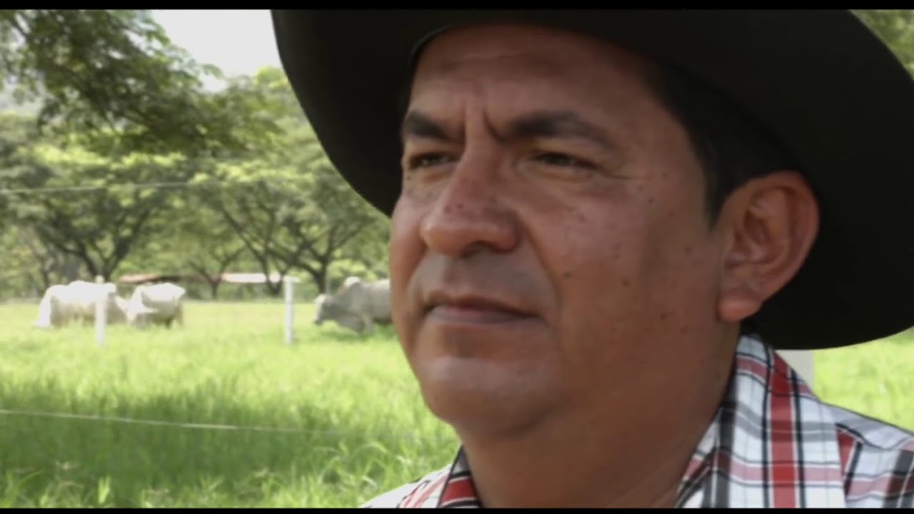 MI PRIMICA... RENE OCHOA, CANTANTE RAMIRO PILONIETA - YouTube