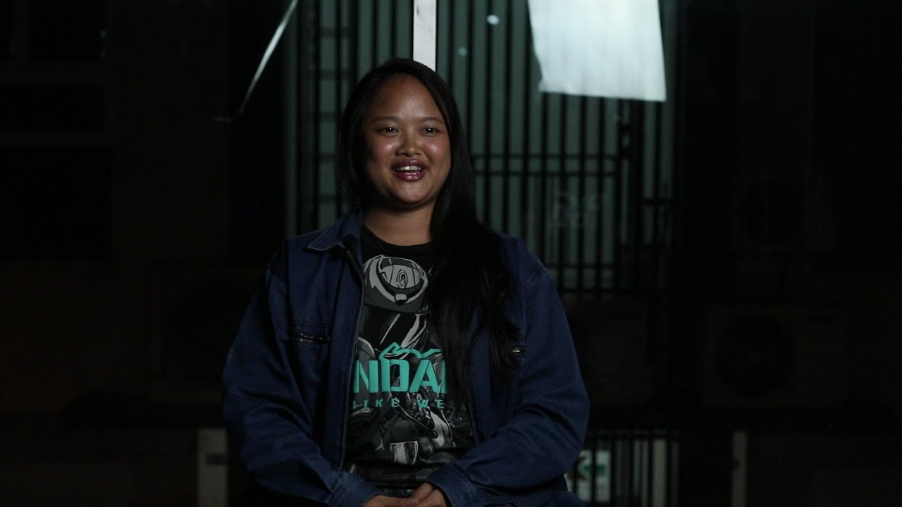 Sip sip with Egn, Ep.7, Maxine Julian - YouTube