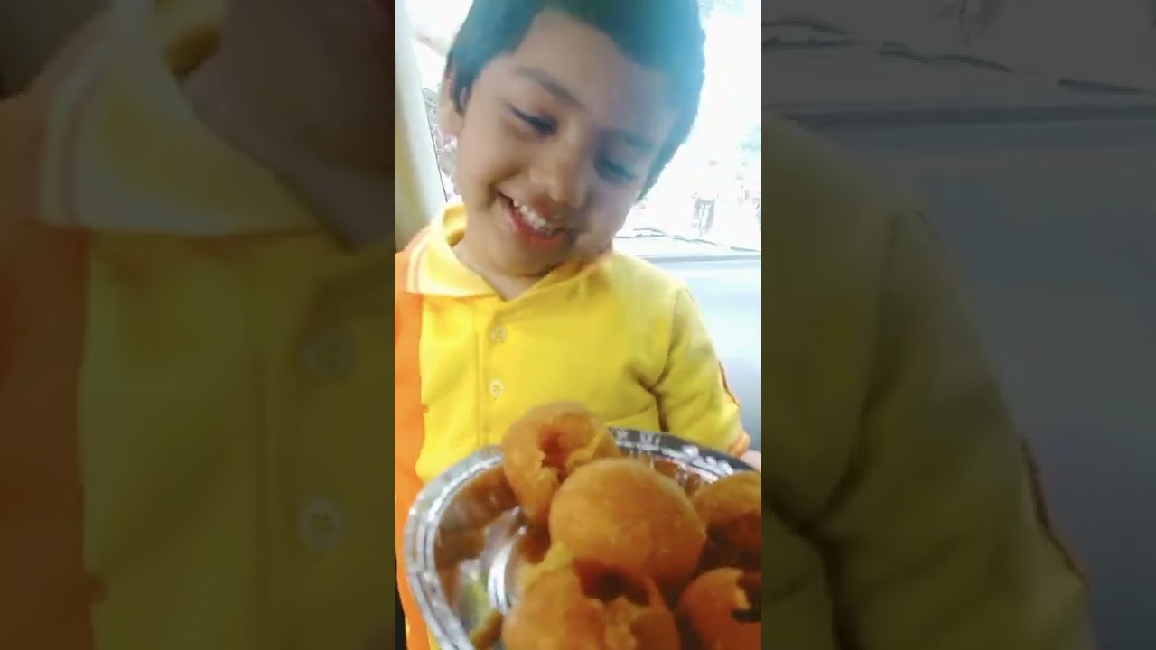 Mumma fulki 🧆 achi hoti hai 😍👌 #cutebaby #eating #fulki #shorts #viral ...