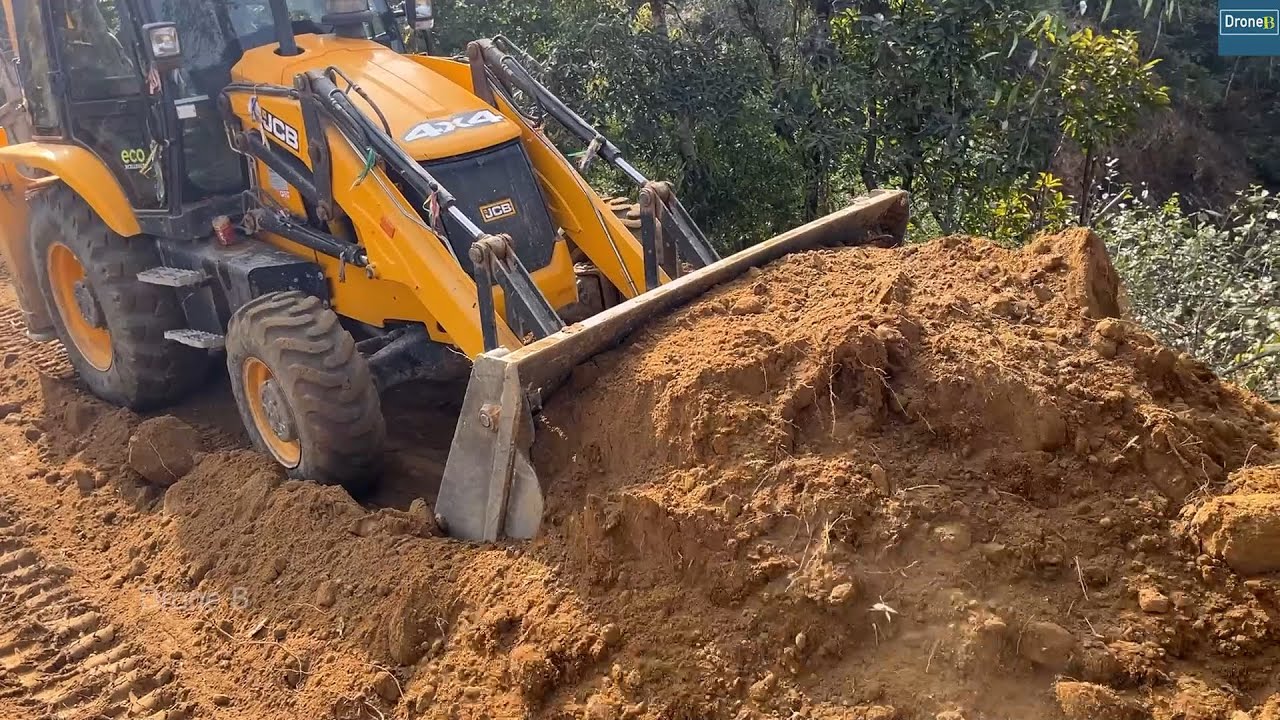 It's a Dirt Race Finishing on Time with a JCB Backhoe Loader - YouTube