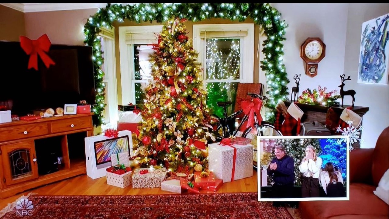 Creating Holiday Magic for Ellen's Greatest Night of Giveaways - YouTube
