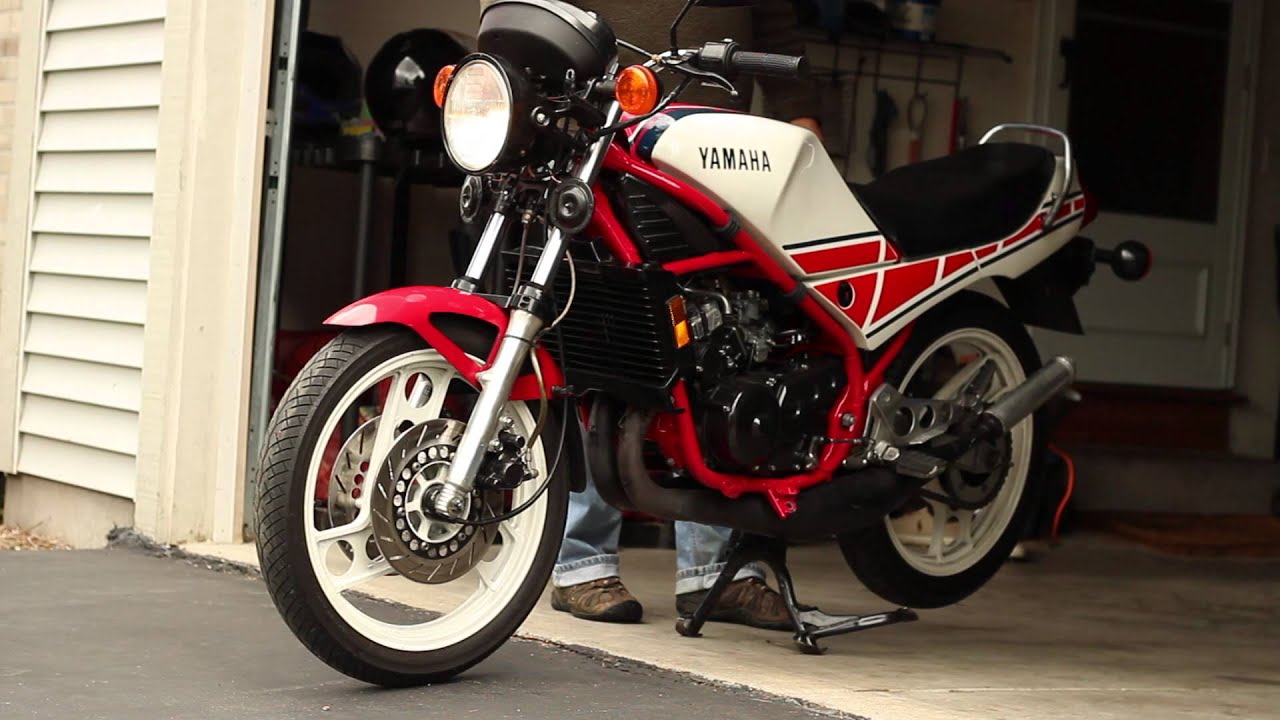 Yamaha RZ350 1985 - YouTube