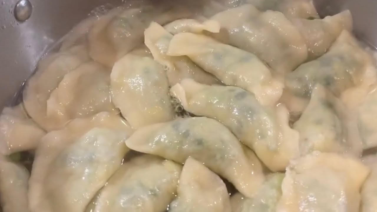 طرز تهیه آشک خوش مزه Ashak Recipe - YouTube