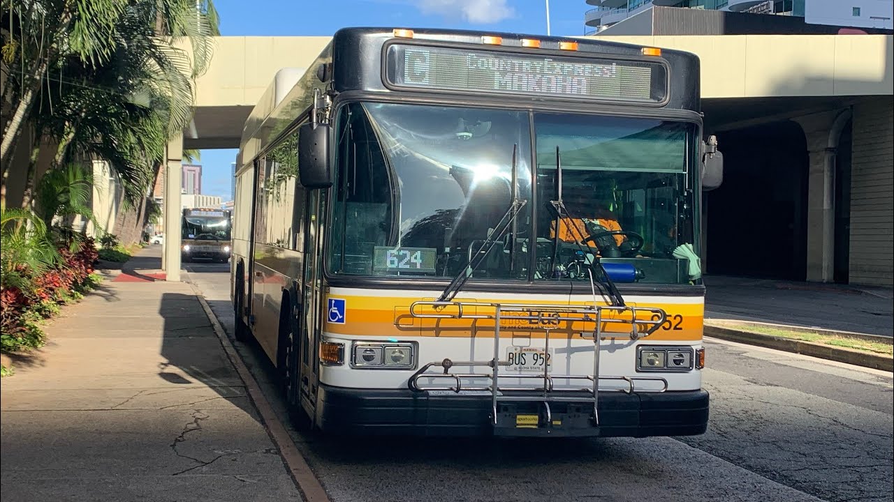 Honolulu TheBus Route C- CountryExpress!- Makaha Bus #952 - YouTube