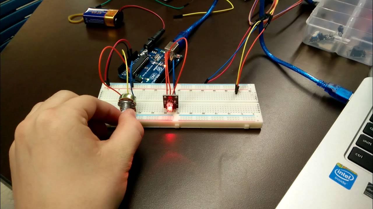 Arduino Uno Potentiometer-Controlled RGB LED - YouTube