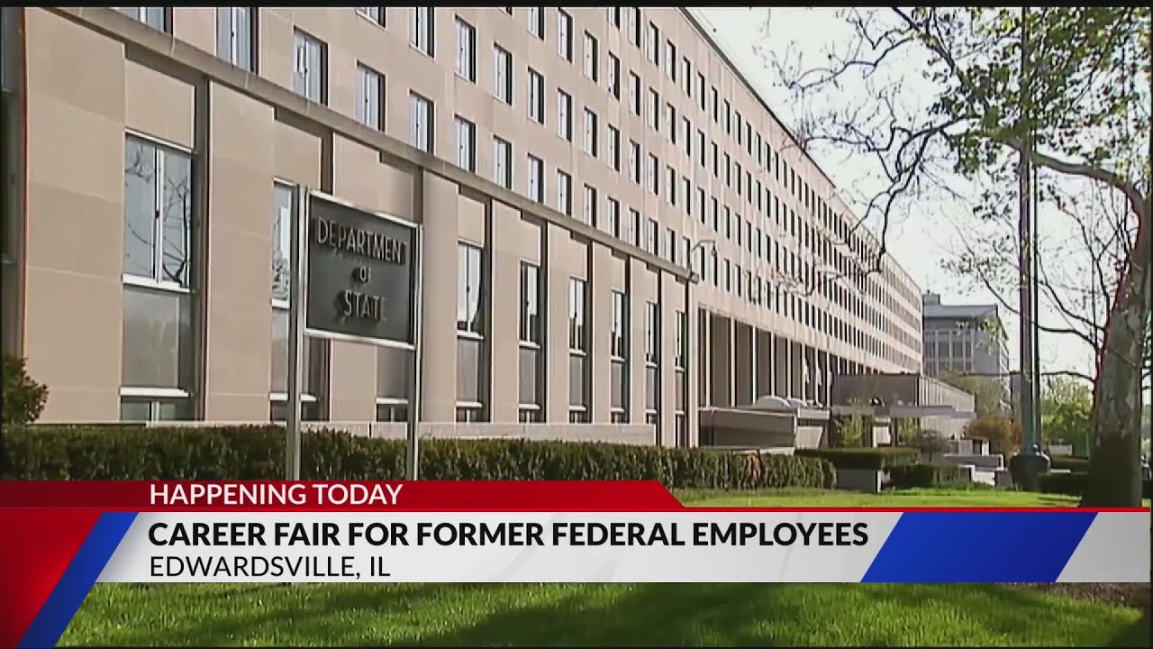 SIUE hosts job fair to aid former federal workers in job search - YouTube
