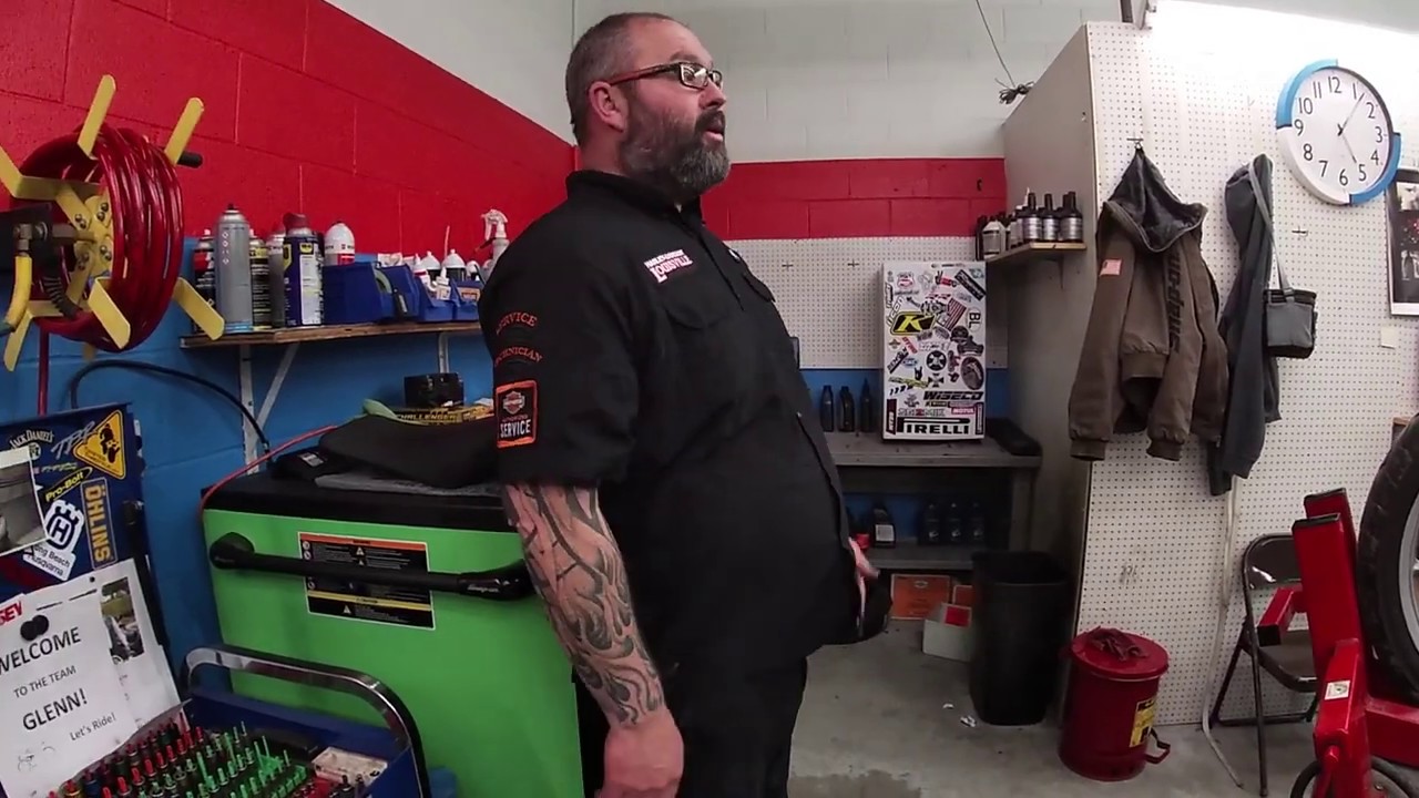 TALK'S WITH BMW MASTER TECH (SHE WAITED 26000 MILES FOR THIS!) - YouTube
