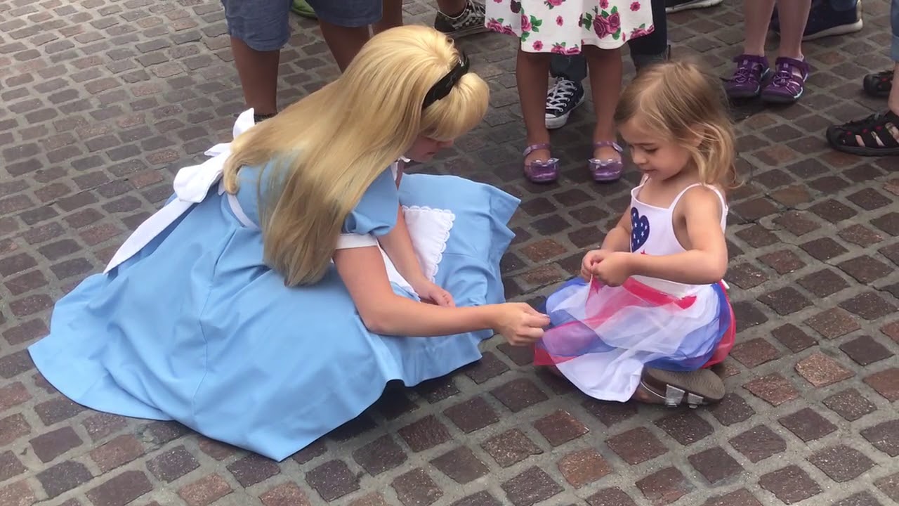 Alice from Alice in Wonderland Meet and Greet at Disneyland with ...