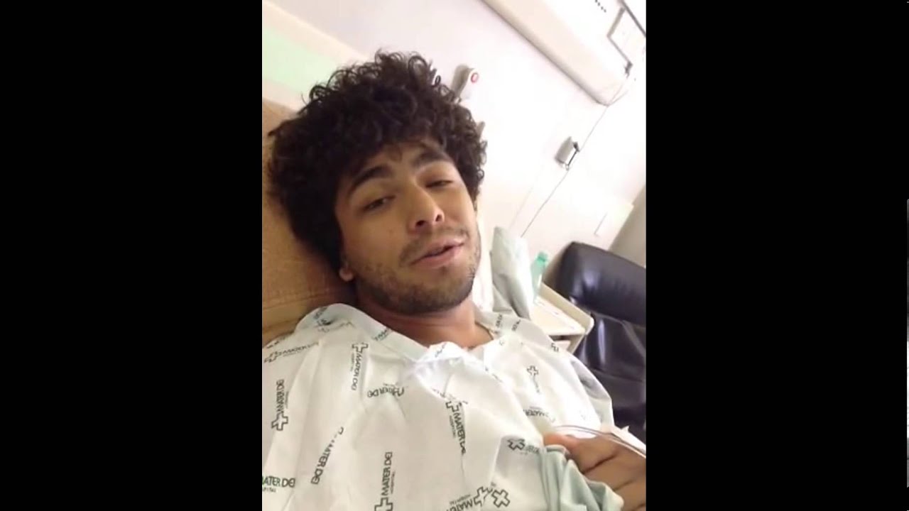 Jogador Luan Madson do Atlético Mineiro canta "Genuíno Amor" de Julio ...