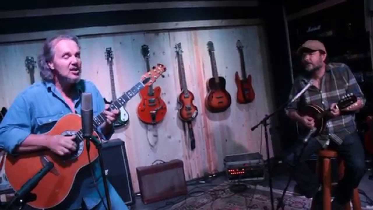 Rockland Moran Live at Tractorgrease - YouTube