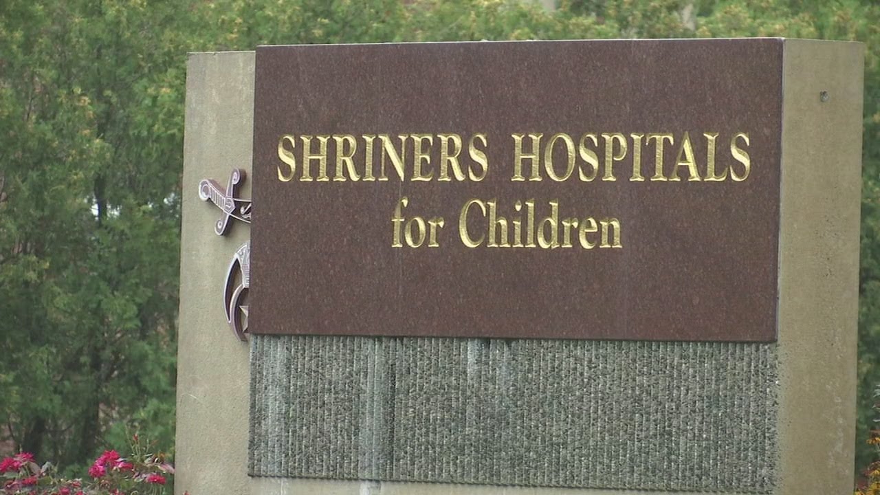 Dozens came out for a hospital motorcycle ride in Springfield - YouTube