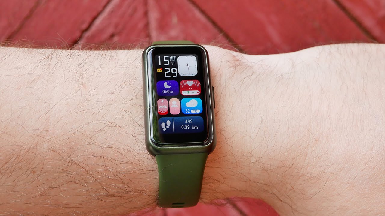 Huawei Band 7 Complete Review: Is It Worth Buying? - YouTube