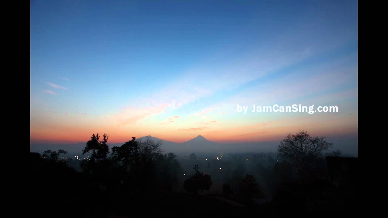 Mount Merapi Sunrise Time-lapse - YouTube