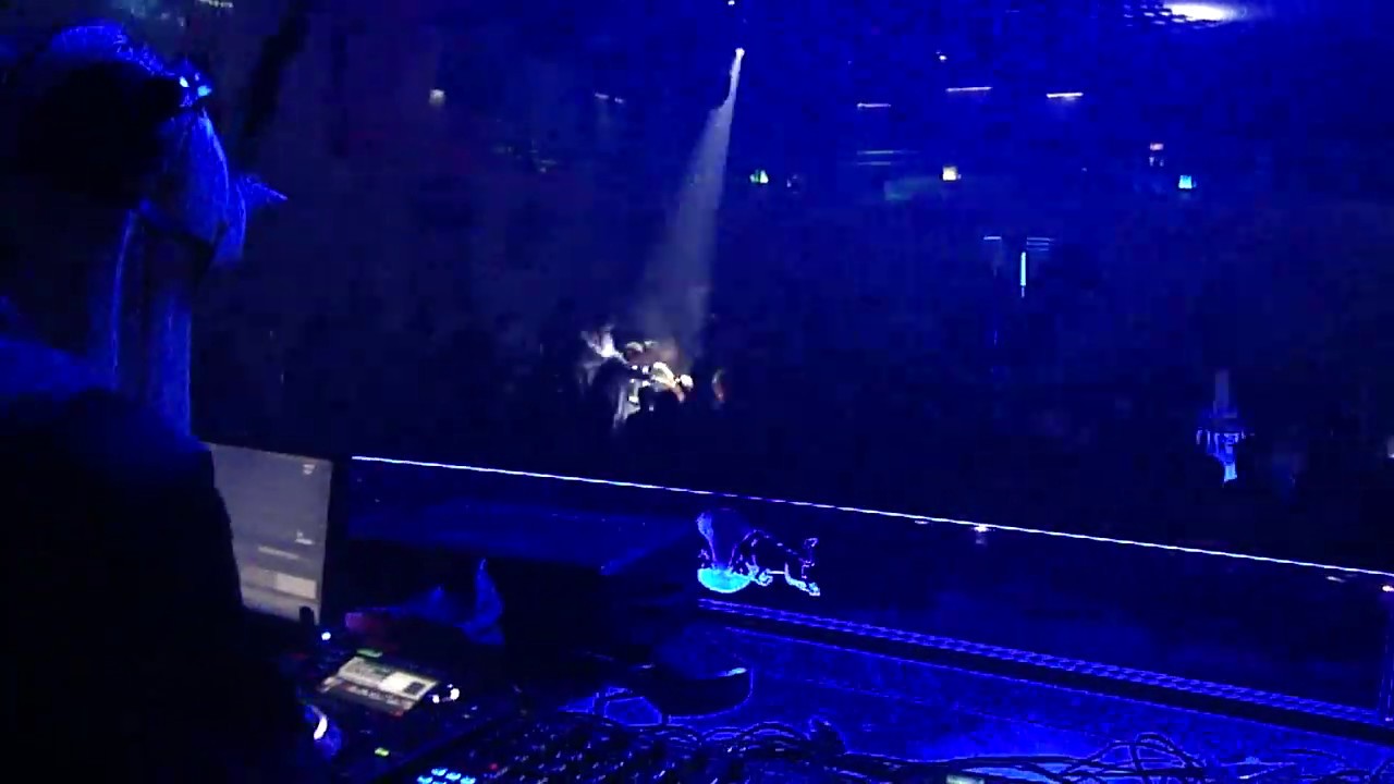 Dj Metzker Viktoria @ Masquerade Club, Istanbul (Turkey) 01.06.12 ...