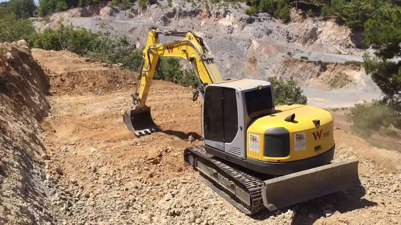 Wacker Neuson ET145 Alanya Güzelbağ Teraslama - YouTube