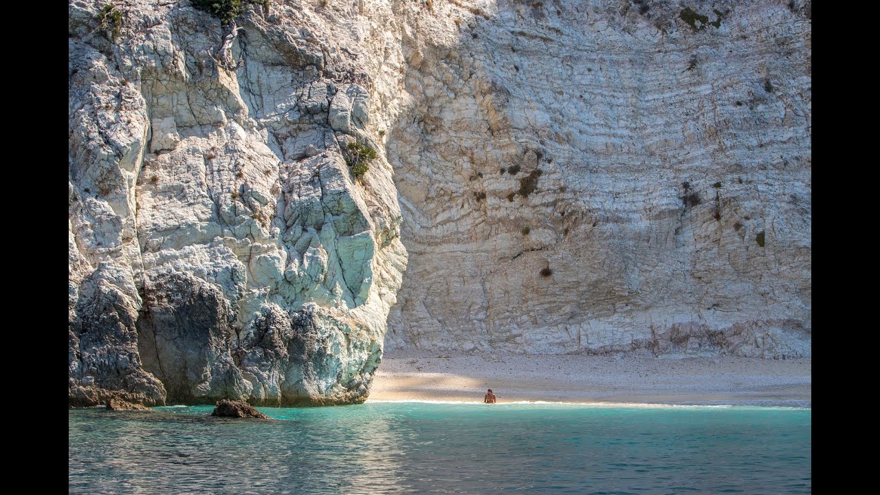 Leitura do poema ÍTACA, de Konstantinos Kaváfis - YouTube