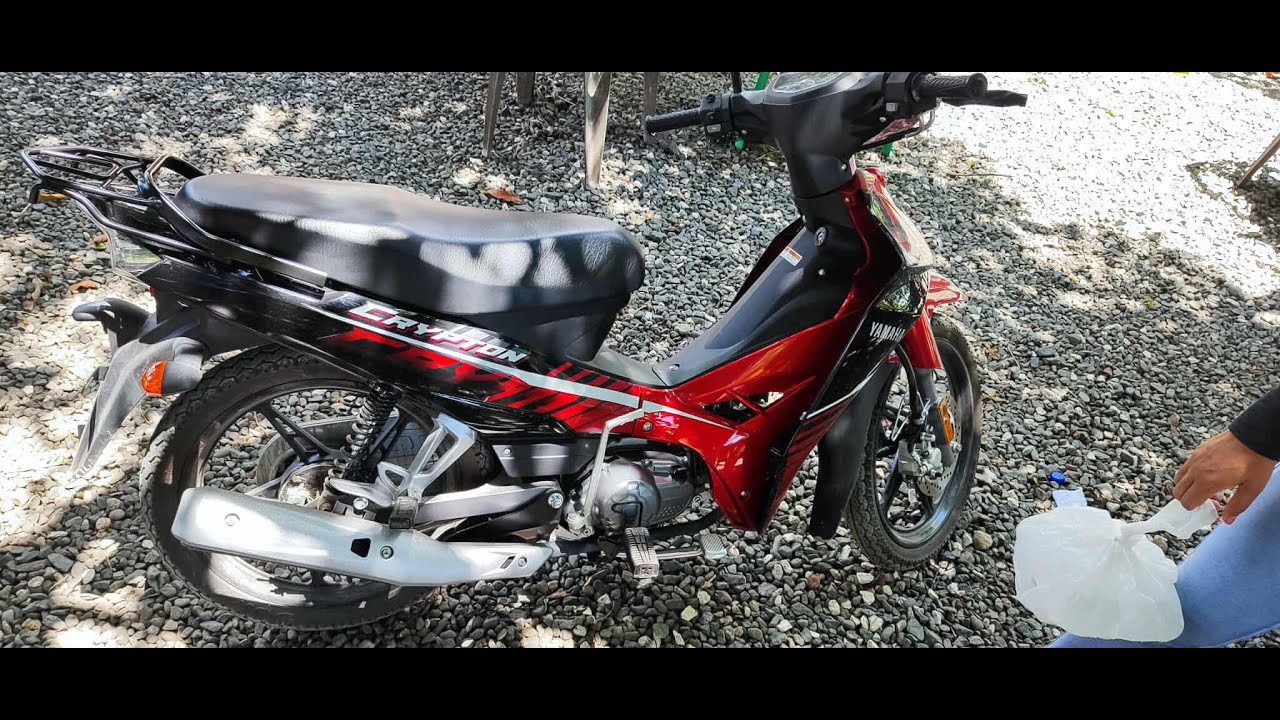 PROBANDO LA CRIPTON 110 ,COMPRANDO CHICHARON CON MI NOVIA EN SEMANA SANTA. - YouTube