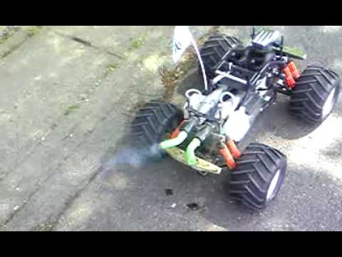 Kyosho Giga Crusher GS26R Twin Engine - YouTube