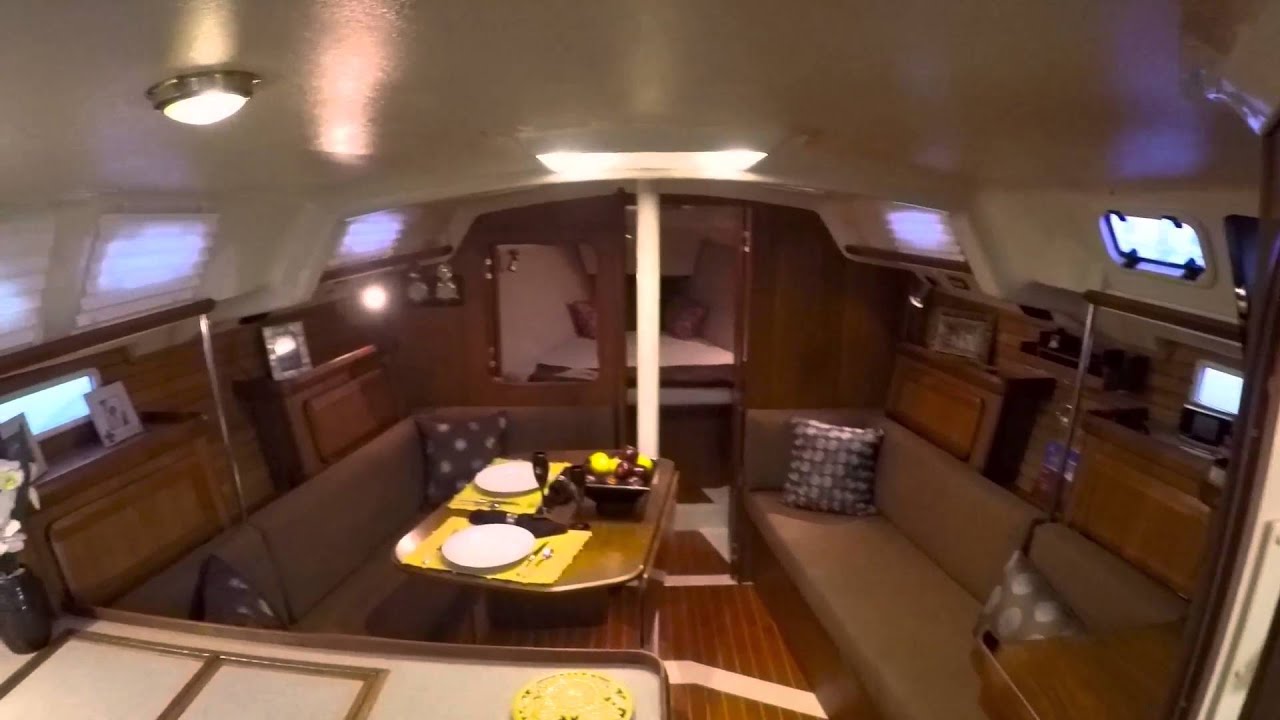 1992 Hunter 37.5 Liberty - YouTube