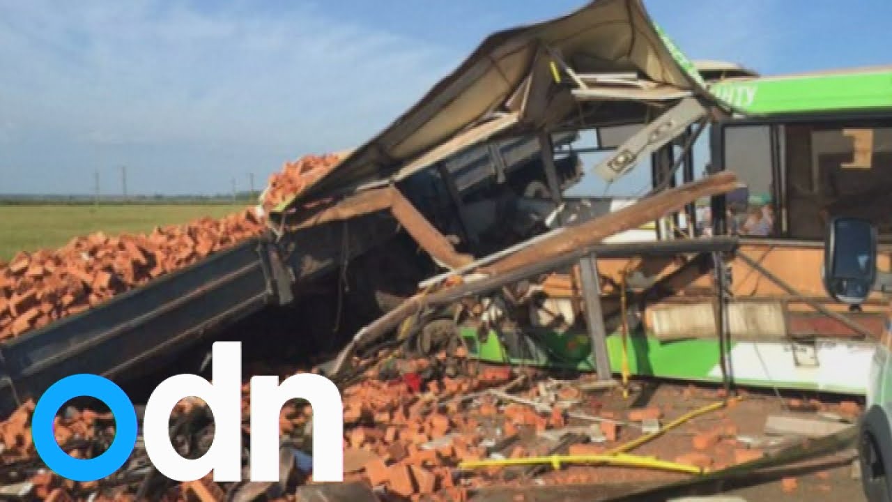 16 killed in a bus crash in Russia - YouTube