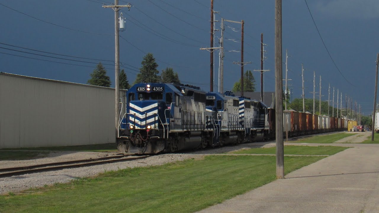 LSRC 4305, LSRC 303, and LSRC 4303 With Train 326S in Alpena and ...
