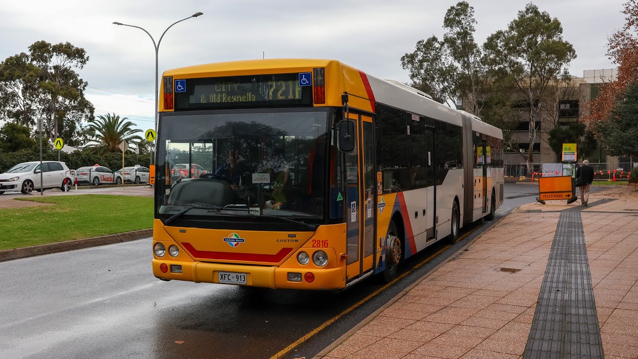Busways Bus 2816 Scania L94UA, Custom Coaches "CB60 Combo" - YouTube