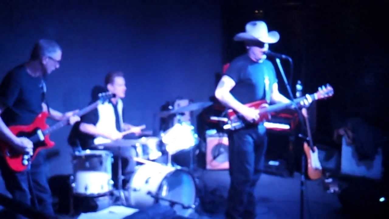 Rockin Billy playing Fulsom Prison - YouTube