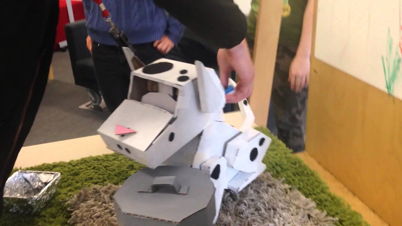 PaperBots 2015 Swinburne Design Factory - YouTube