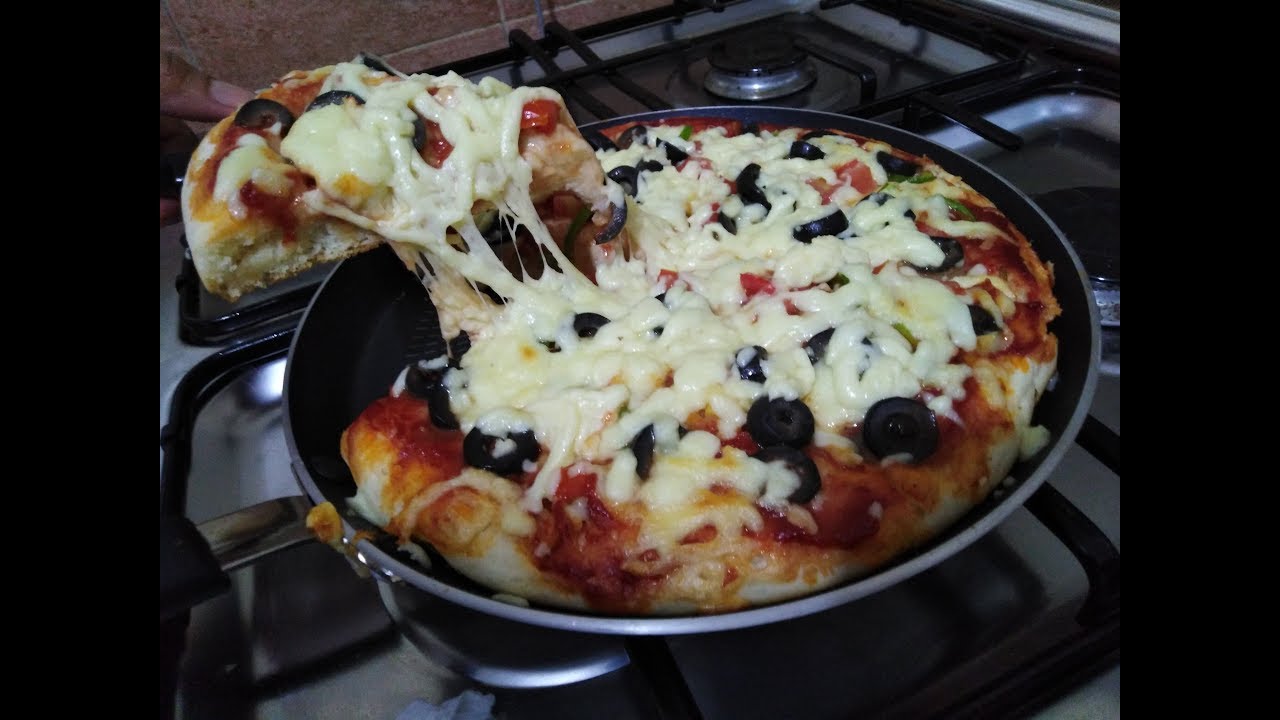 How to make pizza in a pan|Homemade and easy to cooked - YouTube