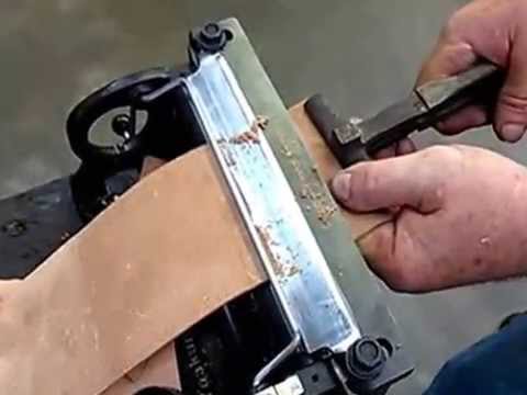 How to maintain the KEYSTONE Leather Splitter Blade - YouTube