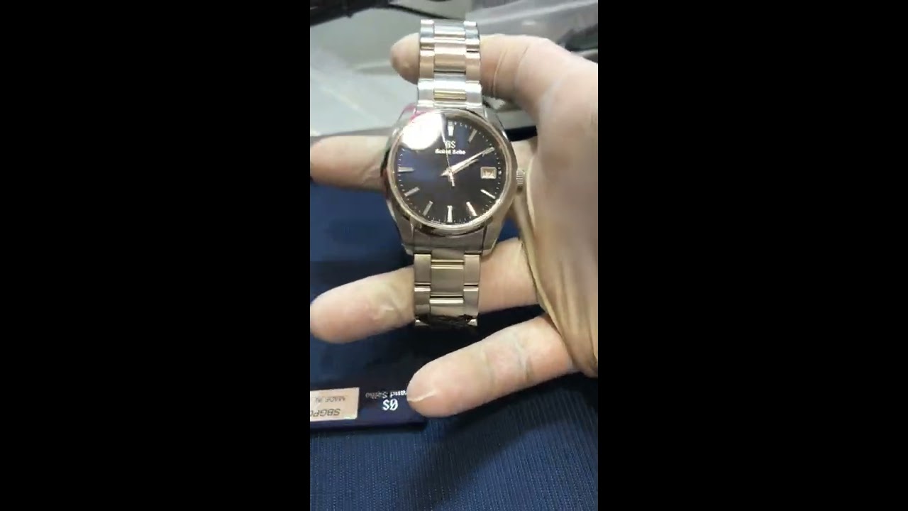 The Grand Seiko SBGP005 offers classic look! - YouTube