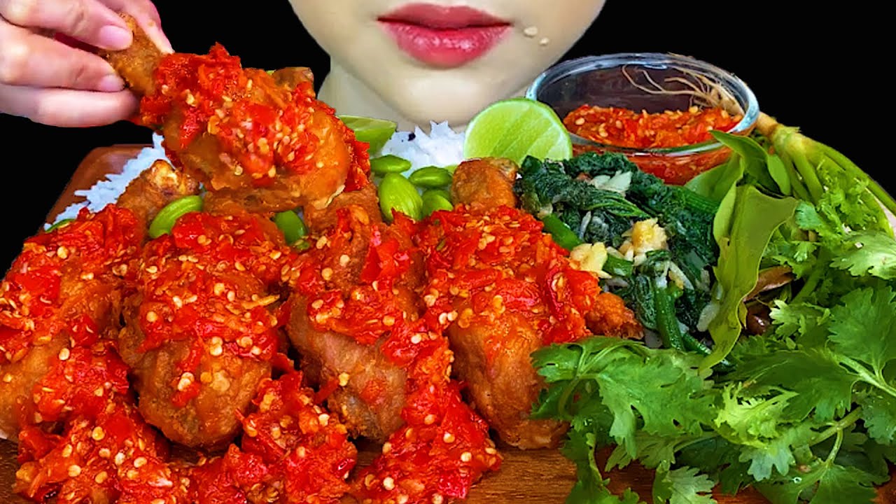 Fried Chicken Legs & Spicy Chili Sauce - YouTube