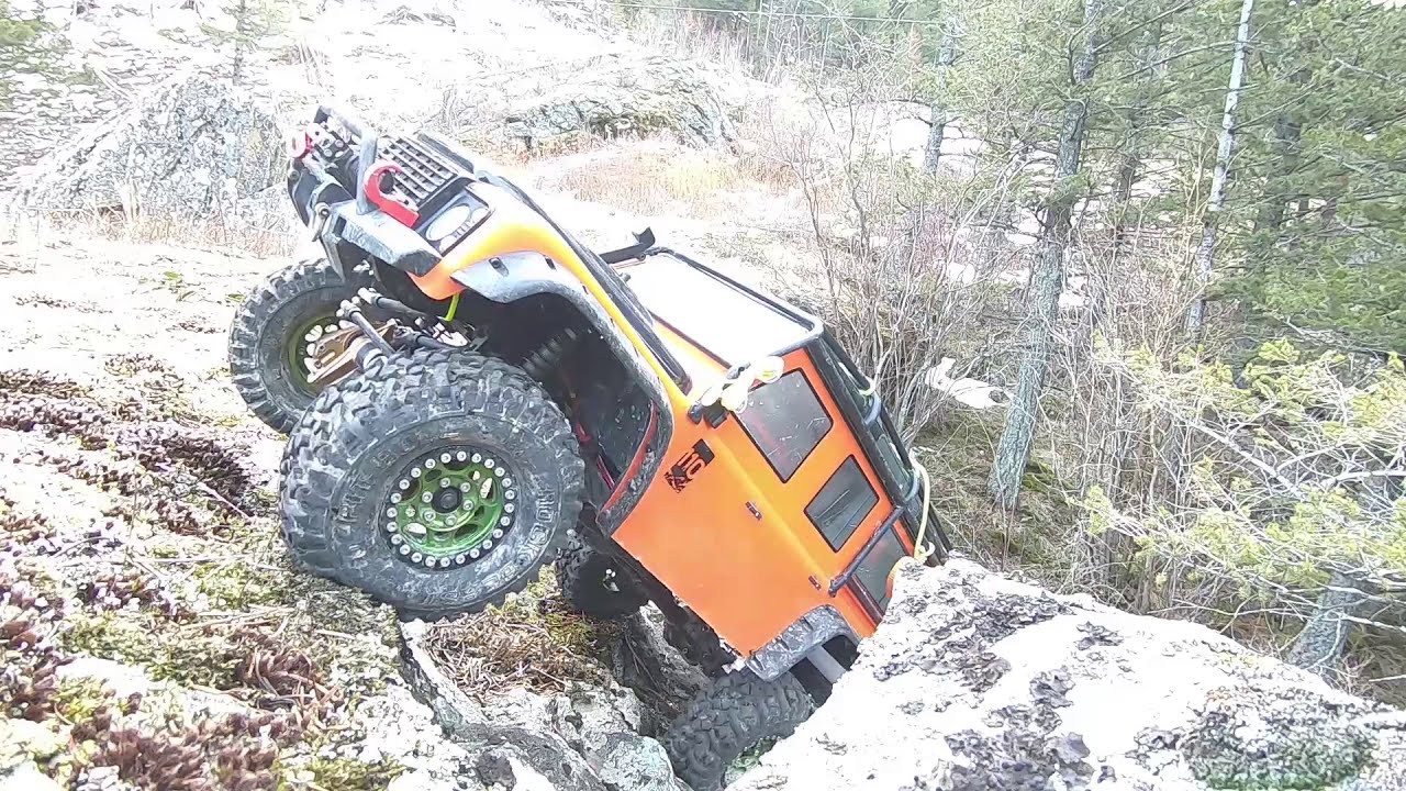 TRAXXAS TRX4 DEFENDER STILL THE BEST! - YouTube
