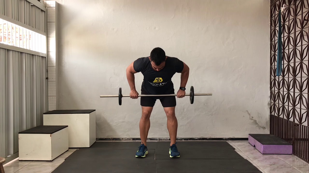 Remada curvada com barra pegada pronada - YouTube